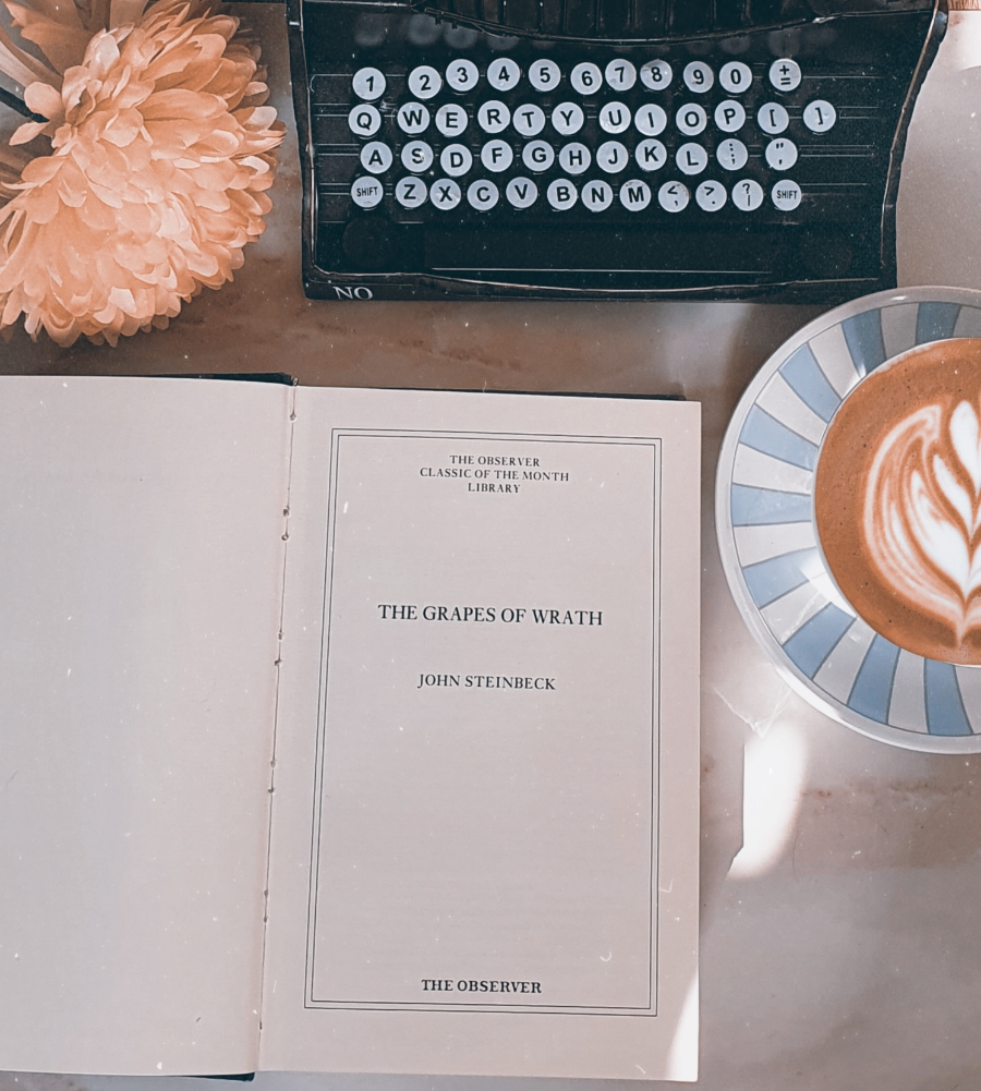 Book Review – Grapes of Wrath by John Steinbeck – Lizzieslittlebooknook